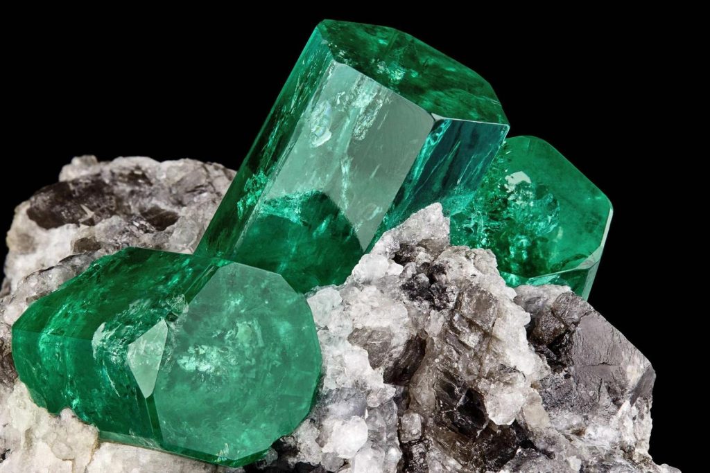 Buy Loose Emerald Stones- Facet Rough Emeralds | Raw Emeralds online ...
