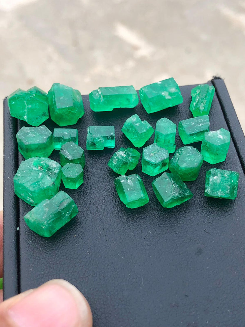 Buy Raw Emerald Gemstones | Rough Emerald Stones for Sale – Natural ...