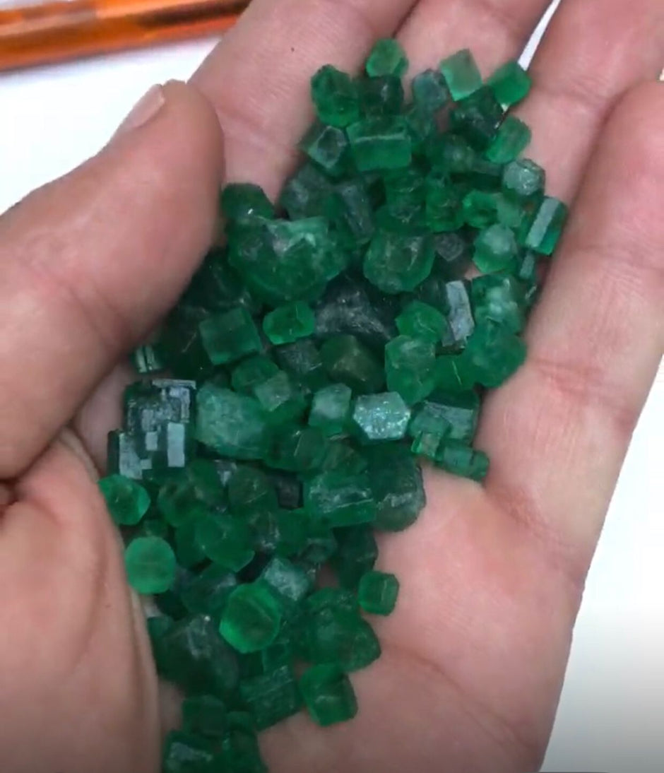Raw Emerald Gemstones | Rough Emerald Stones – Natural Emeralds