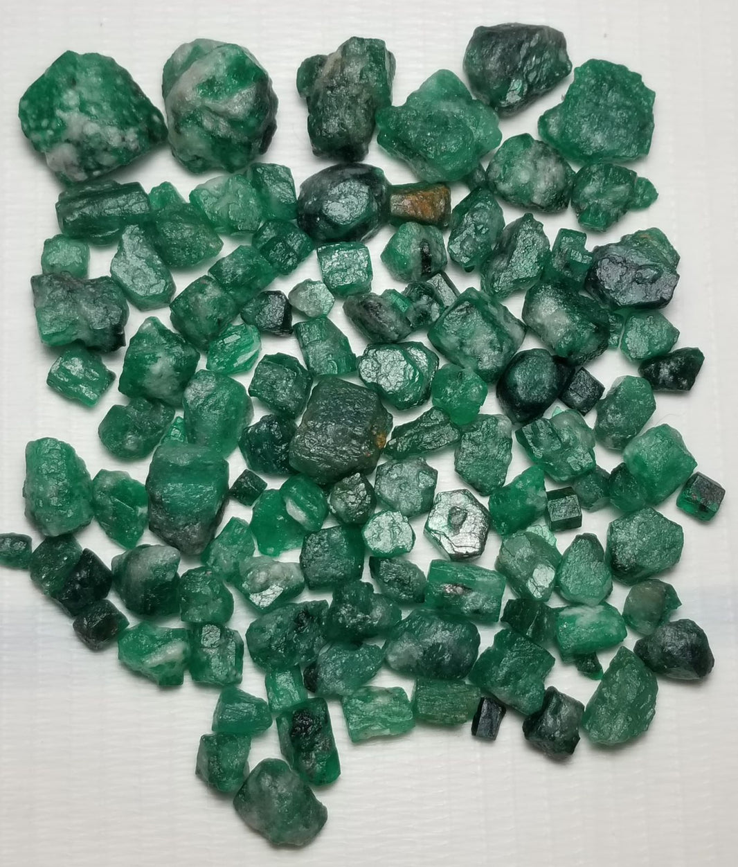 Raw Emerald Gemstones | Rough Emerald Stones – Natural Emeralds